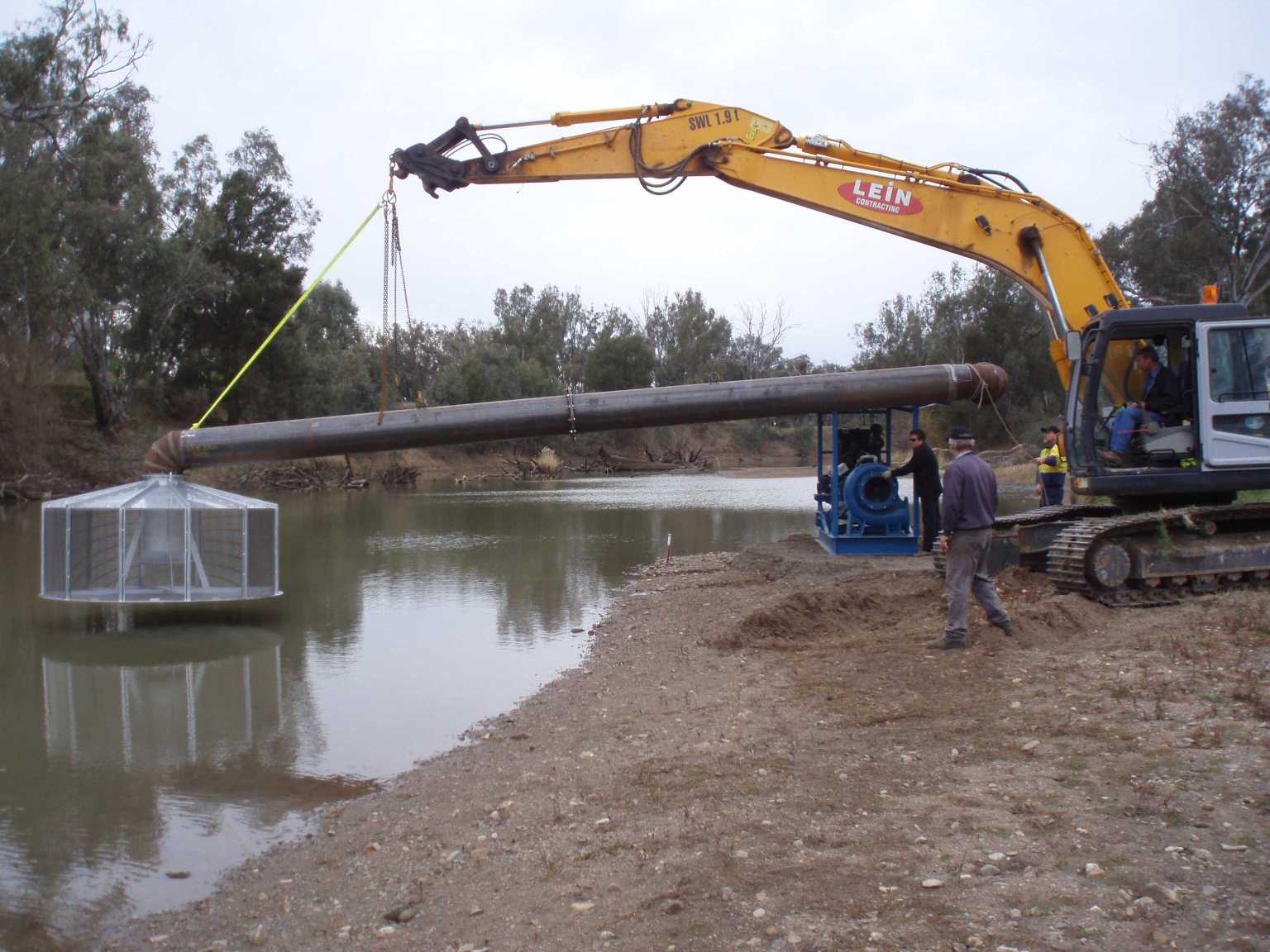 Development of fish screening criteria for water diversions in the ...